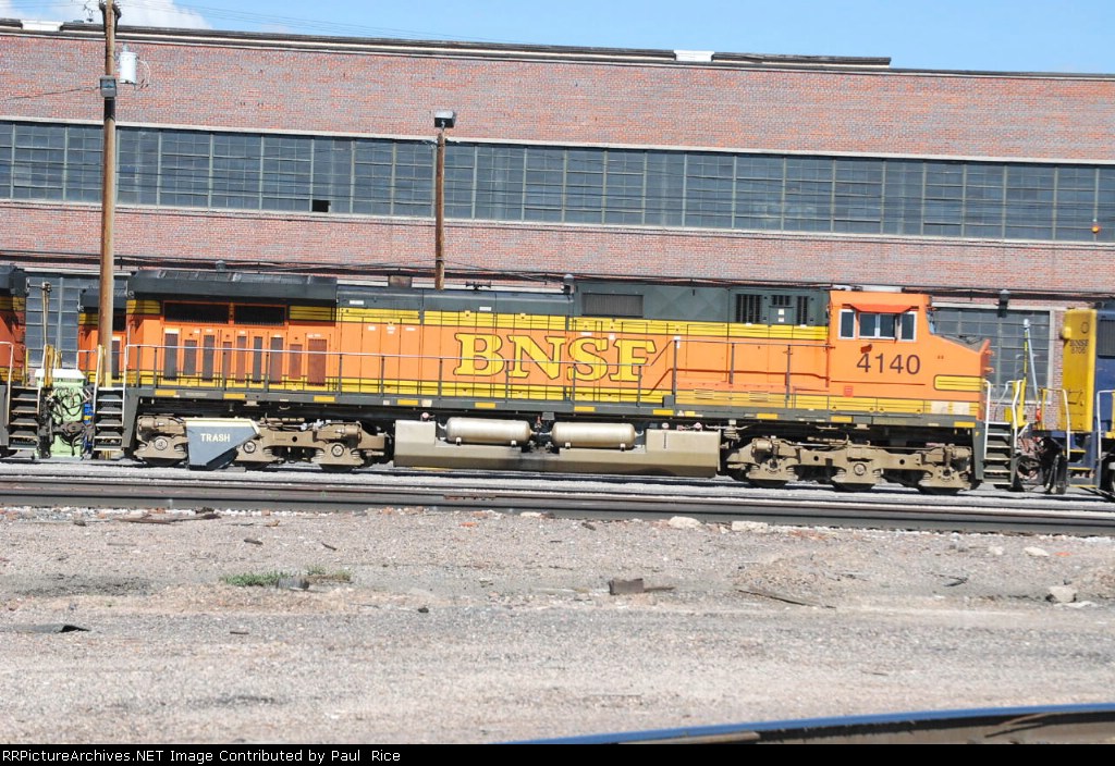 BNSF 4140